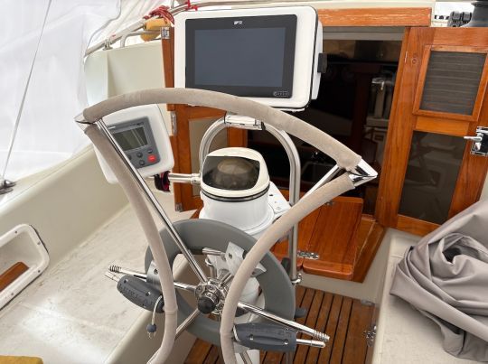 Tanzer 10.5 Pilothouse 35 pieds 1984 Farouche 59,000.00 $ CA