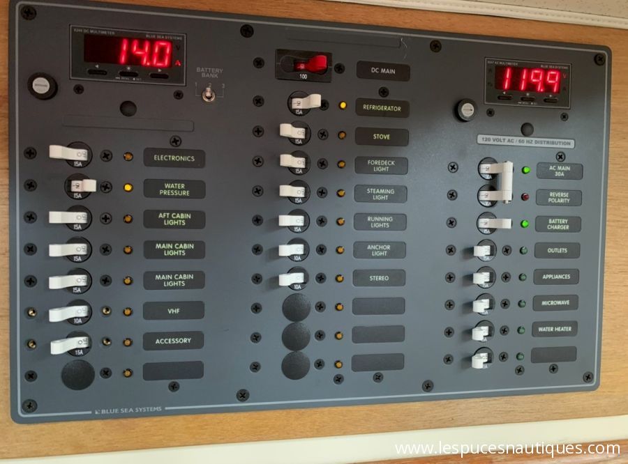 Gulfstar 38 38 ft 1983 59,000.00 $ CA