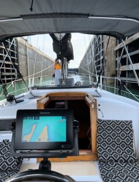 Gulfstar 38 38 ft 1983 59,000.00 $ CA