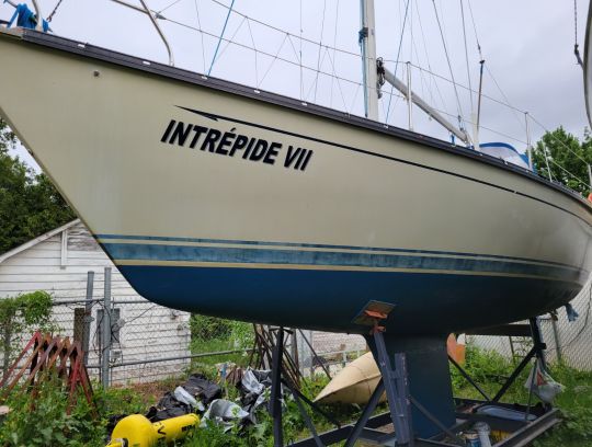 MIRAGE 30-32 30 pieds 1984 INTREPIDE VII 28,500.00 $ CA