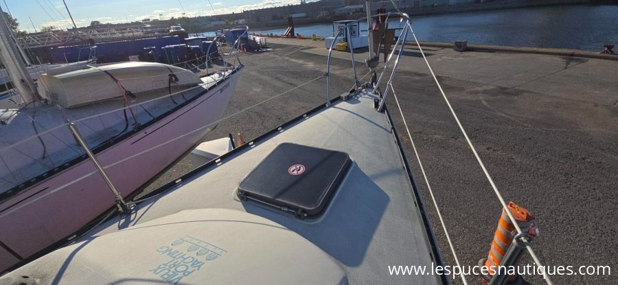 Mirage 27 27 pieds 1981 Requin Rouge 3,000.00 $ CA