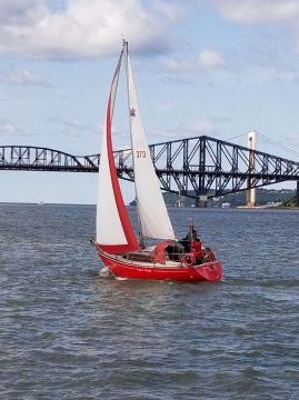 Mirage 27 27 pieds 1981 Requin Rouge 3,000.00 $ CA