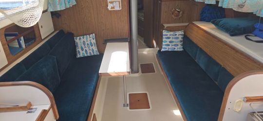 Pearson 39 39 pieds 1977 Schon 29,000.00 $ CA