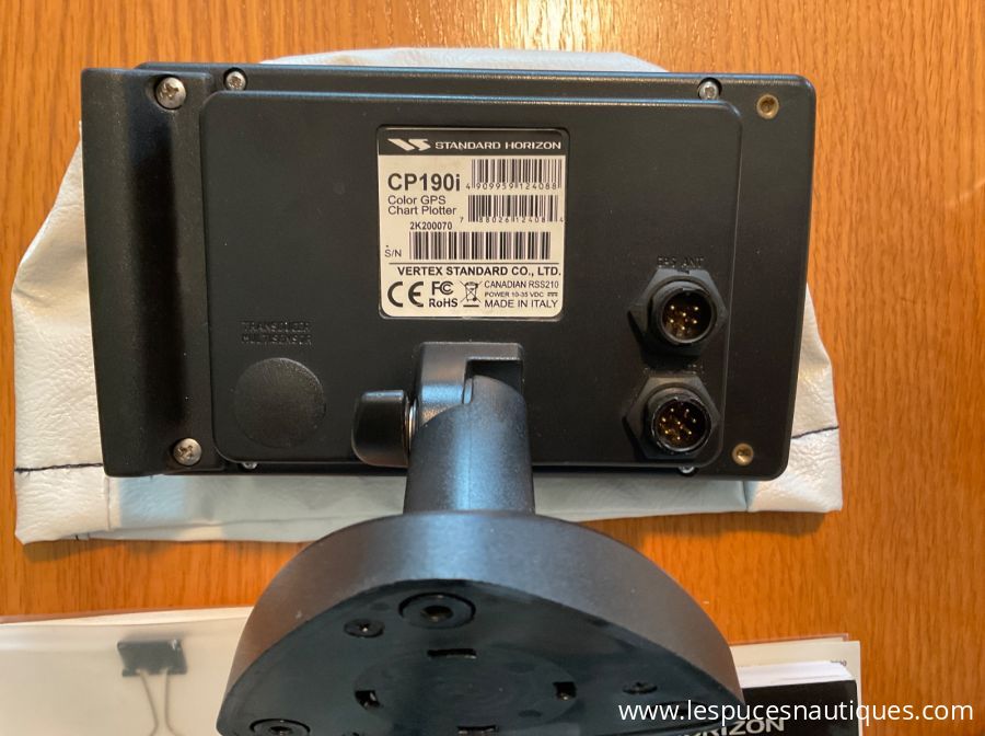GPS Standard Horizon 190l, 275.00 $ CA